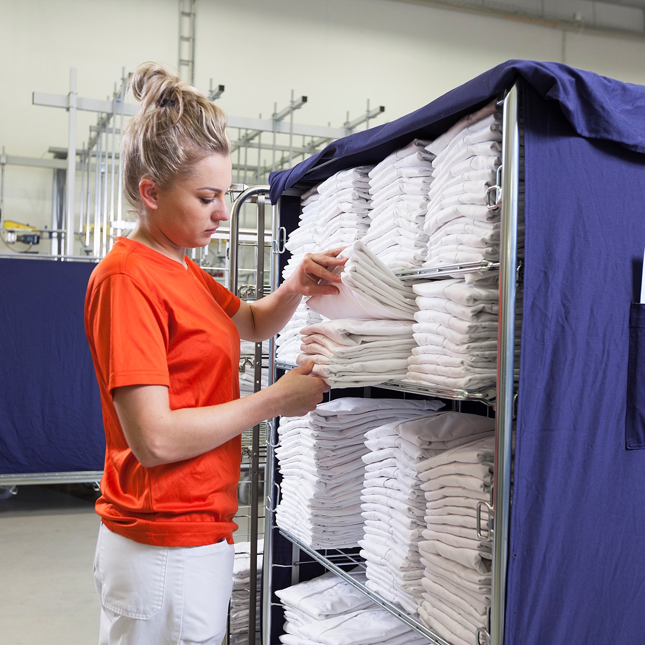 Fujitsu | Angelica | RFID Tags in Healthcare - Fujitsu Frontech North America